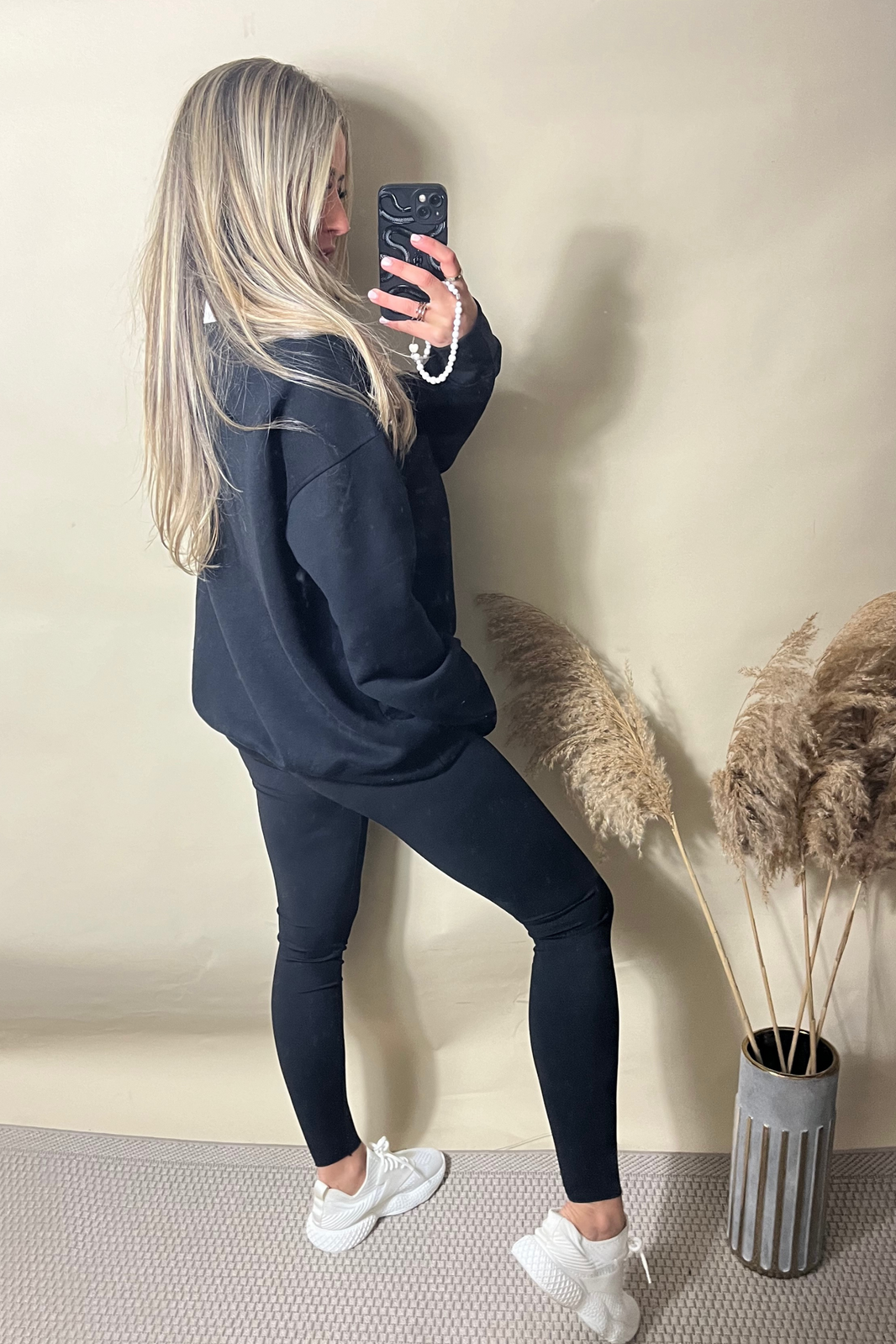 Unscripted home page on trend fashion & accessories – Unscripted ...